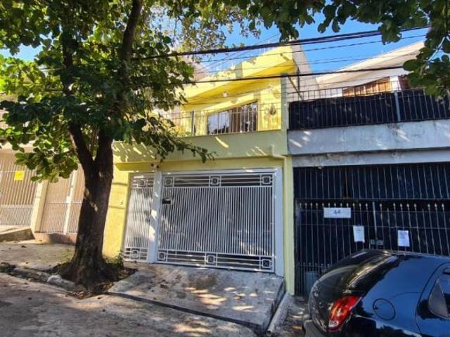 Versátil sobrado para venda em Parque São Domingos com 3 quartos, 148m²