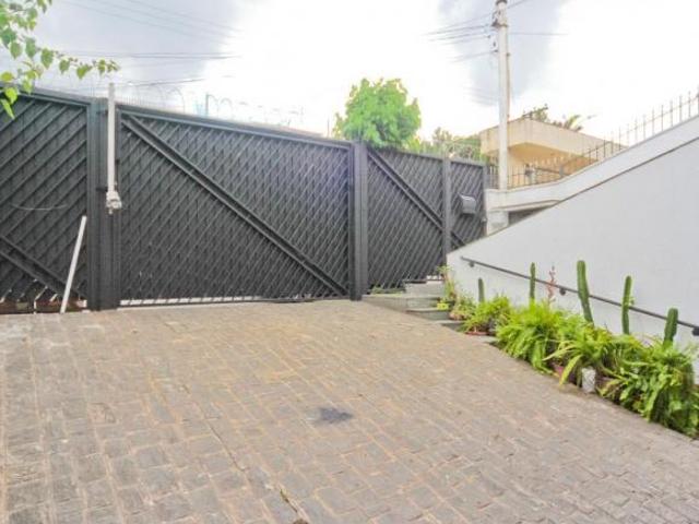 Imperdível sobrado para venda em Parque São Domingos com 4 quartos, sendo 1 suíte, 310m² remaxmona