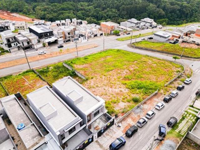 Agradável sobrado para venda em Portais Polvilho com 3 quartos, sendo 3 suítes, 189m² silvanaalm