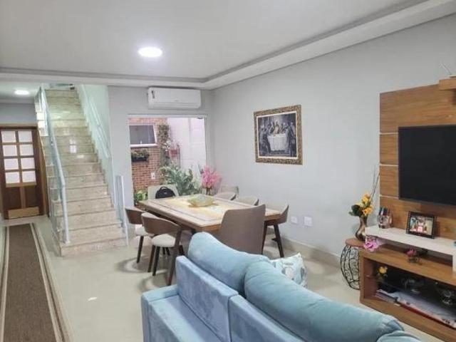 Imperdível sobrado para venda em Tucuruvi com 3 quartos, sendo 1 suíte, 180m²