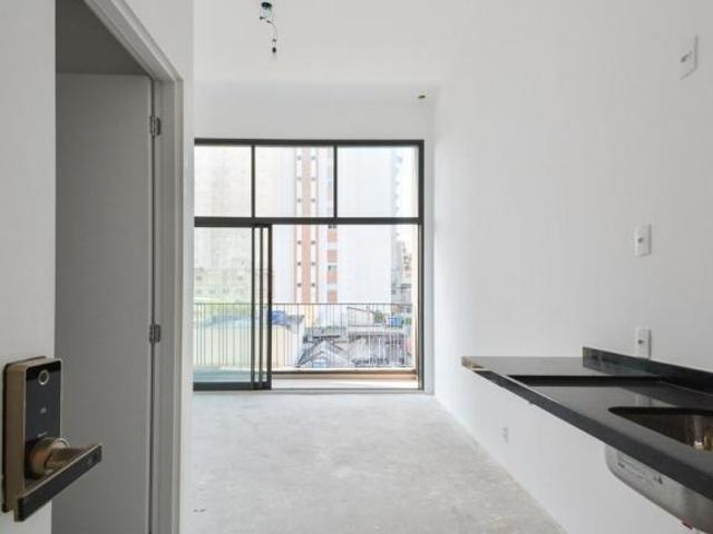 Funcional studio para venda em Pinheiros com 1 quarto, 27m²