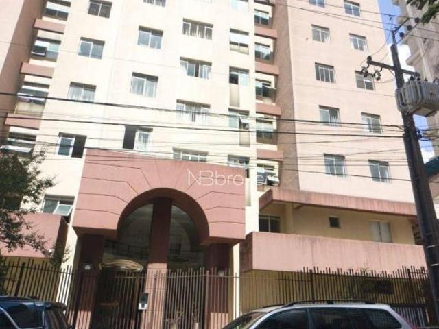 ÁGUA VERDE Apartamento com 02 dormitórios, sacada, valor R$ 420.000