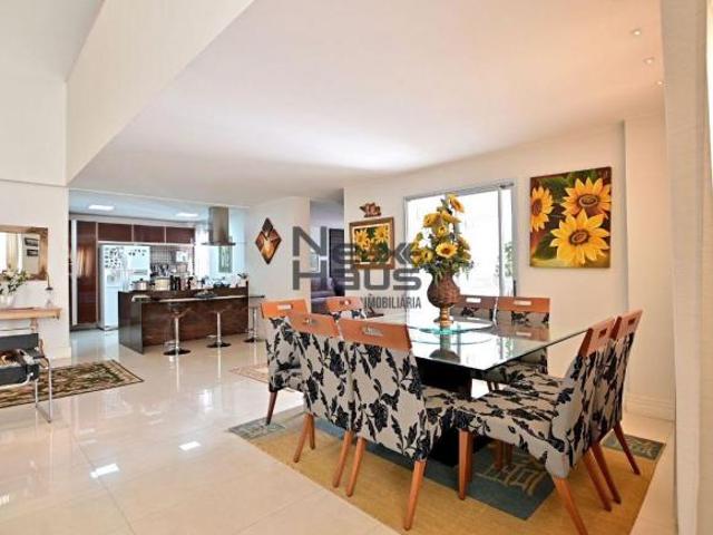 ÁGUAS CLARAS DUPLEX COM 4 SUÍTES CLOSET HIDROMASSAGEM ARMÁRIOS 4 VAGAS ÁREA GOURMET VISTA LIVRE