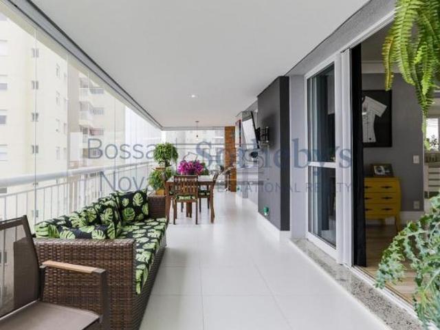 Aguas de Março Apartamento de 03 suites 04 vagas 260m2 na Vila Andrade Morumbi