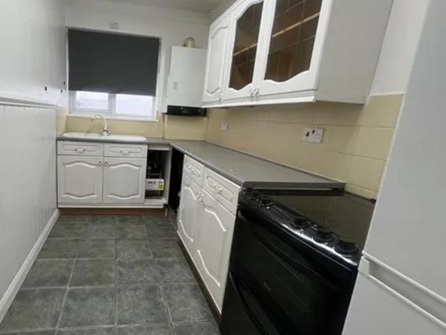 Aguona Express, 2 3 Cinema Parade, London, RM8 1AA, United Kingdom | 2 bed apartment for rent #137644705 | Rentberry