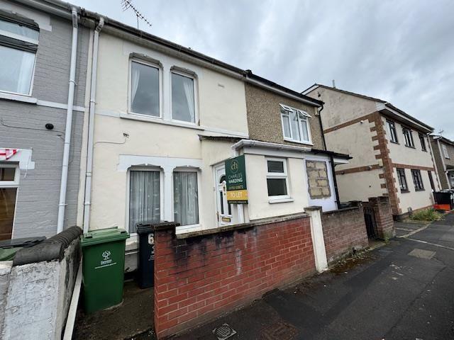 Agyle Street, Gorse Hill SN2, 2 bed property to rent, £1,000 pcm | PrimeLocation