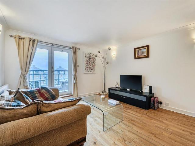 Admiral Walk, London W9 1 bed flat to rent £2,600 pcm £600 pw