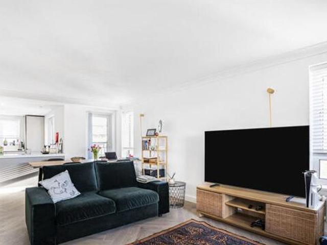 Admiral Walk, London, 3 Bedroom Apartment