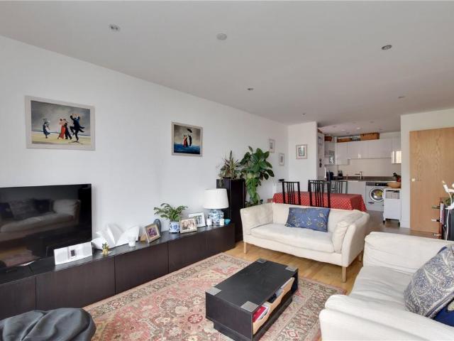Admirals Tower, 8 Dowells Street. 2 bed apartment to rent £2,600 pcm £600 pw