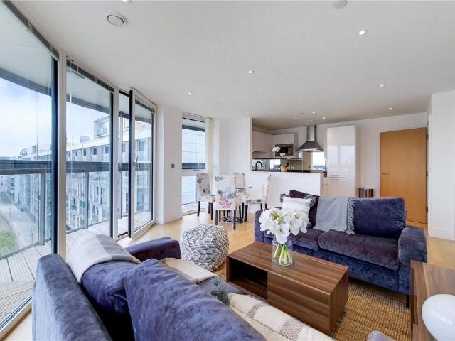 Admirals Tower, 8 Dowells Street. 3 bed apartment to rent £2,900 pcm £669 pw