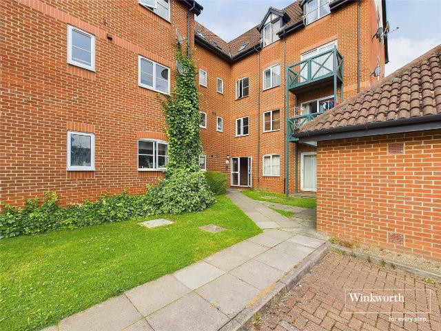 Admirals Court, Rose Kiln Lane, Reading, Berkshire RG1, 2 bed flat to rent, £1,325 pcm | PrimeLocation
