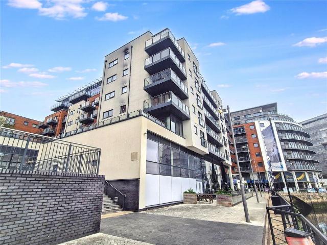 Admirals Quay, Ocean Way. 2 bed apartment to rent £1,650 pcm £381 pw