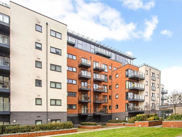 Admirals Quay, Ocean Way, Southampton, Hampshire SO14, 2 bed flat to rent, £1,500 pcm | PrimeLocation