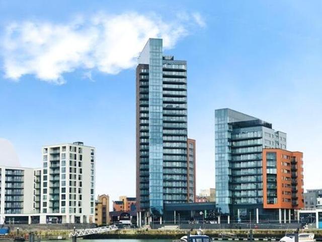 Admirals Quay, The Hawkins Tower, Ocean Village, 3 Bedroom Apartment