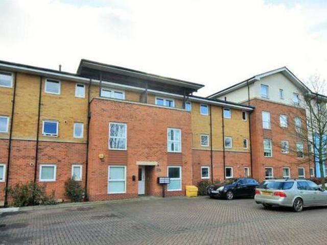 Admiralty Close, West Drayton, 2 Bedroom Apartment