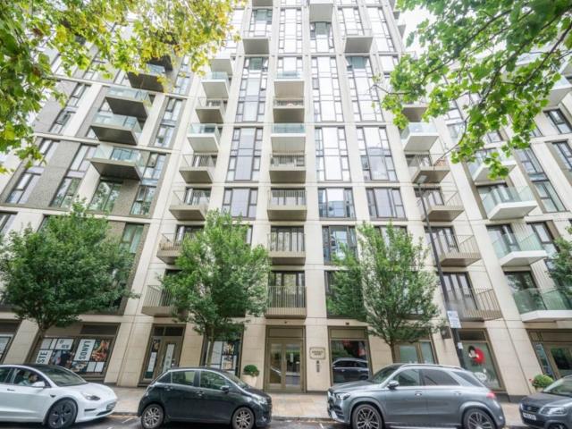 Admiralty House, Vaughan Way E1W, 3 bed flat to rent, £6,067 pcm | PrimeLocation