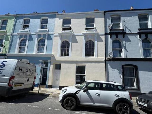 Admiralty Street, Stonehouse, 1 Bedroom Flat