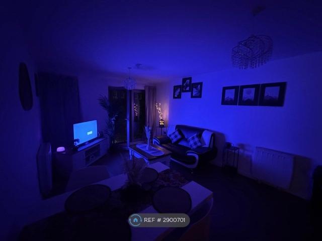 Admiralty Road, Portsmouth PO1, 2 bed flat to rent, £2,650 pcm | PrimeLocation
