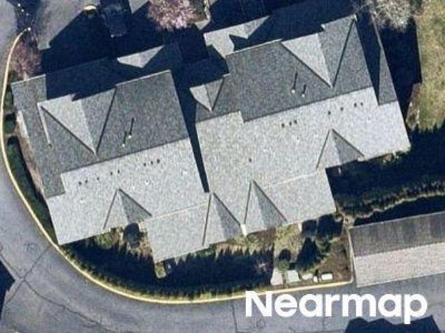 Admiralty Way Apt H 103