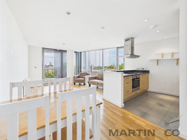 Admiralty Tower, Queen Street. 2 bed apartment to rent £1,600 pcm £369 pw