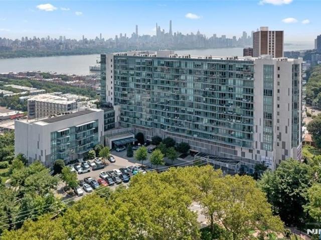 Adolphus Ave Apt,cliffside Park, Condo For Sale