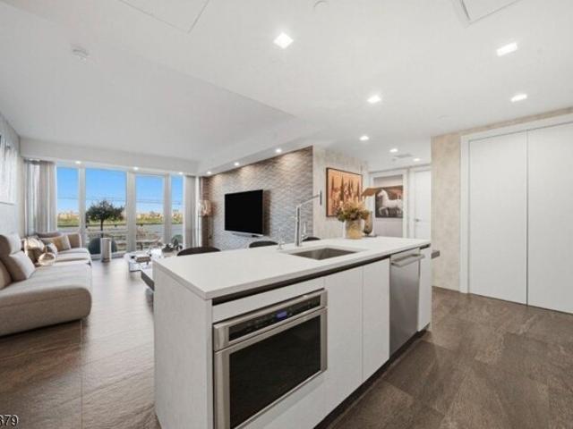 Adolphus Ave Apt,cliffside Park, Condo For Sale