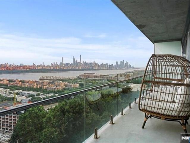 Adolphus Ave Apt,cliffside Park, Condo For Sale