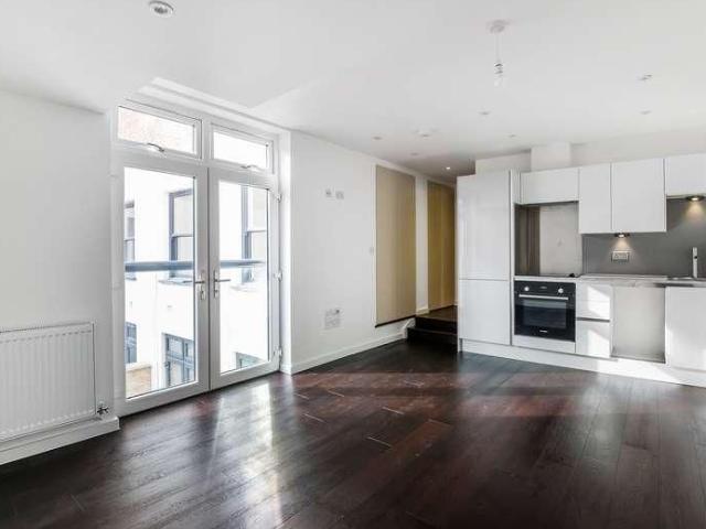 Adolphus Road, London, N4