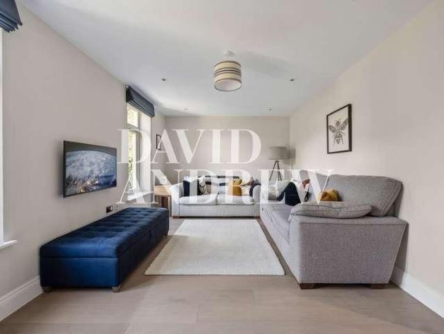 Adolphus Road, London, N4