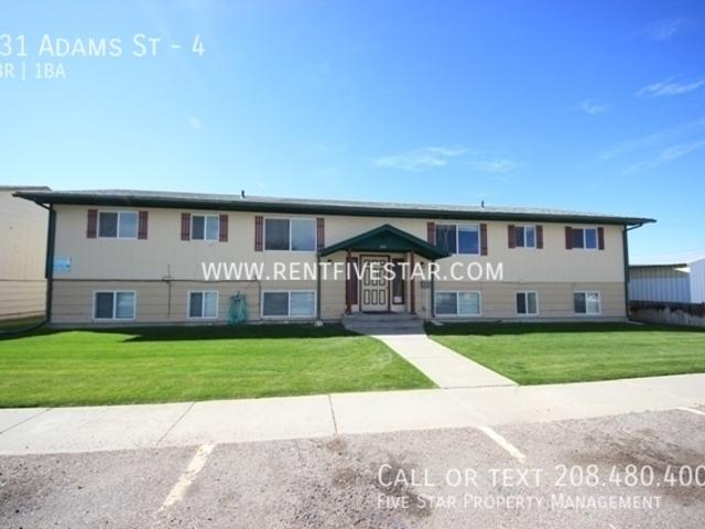 Adorable 2 Bedroom Apartment in Chubbuck! Visit rentfivestar.com for details