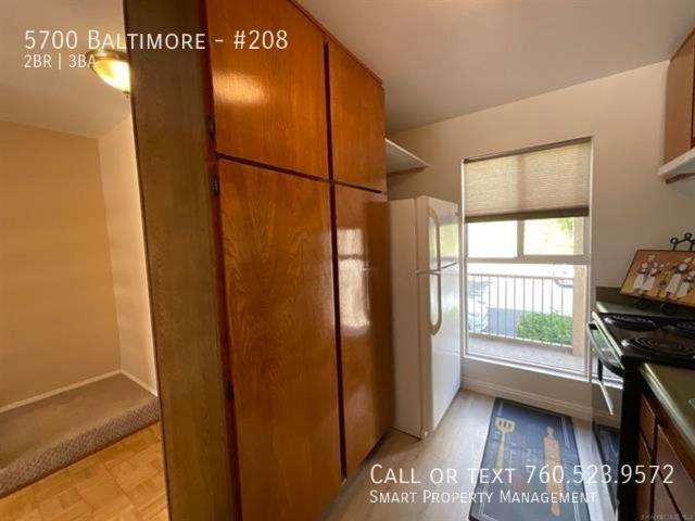 Gorgeous 2 bedrooms, 2.5 baths, spacious townhome!