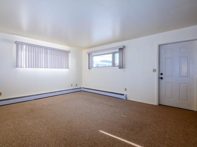 Adorable 3 bedroom 1 bathroom Top Level Unit 2 Bedroom Apartment for Rent at 302 N 11th Ave, Bozeman, MT 59715