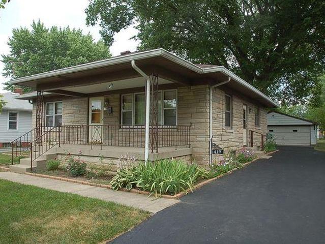 Adorable 3 Bedroom Bungalow