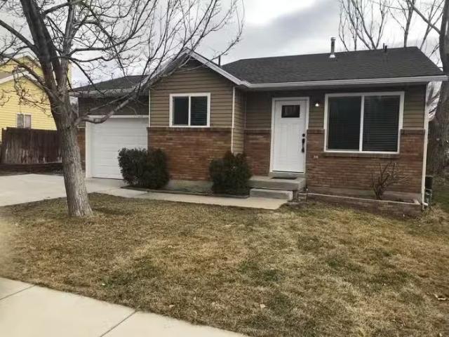 Adorable Layton Home 2420 N 1000 W