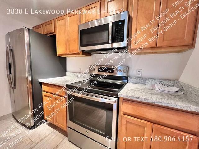 Adorable lower level Portofino Condo