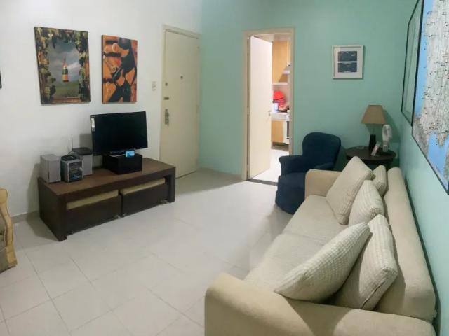 Adoravel apartamento no Leblon