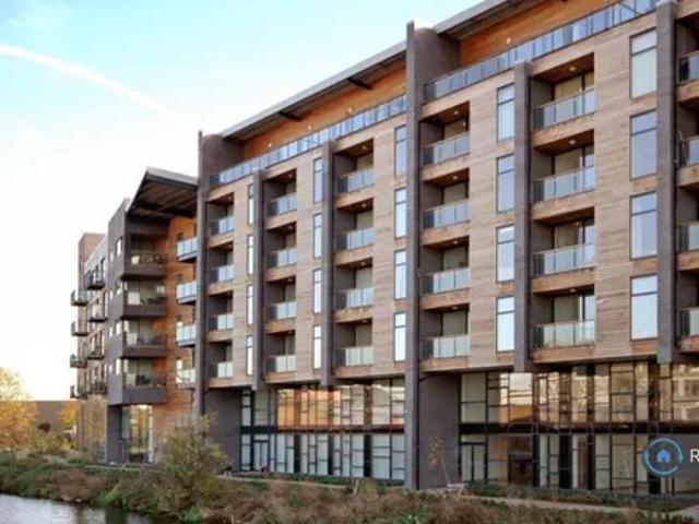 Adore Dance, 4 Roach Road, London, E3 2NU, United Kingdom | 3 bed house for rent #116416878 | Rentberry