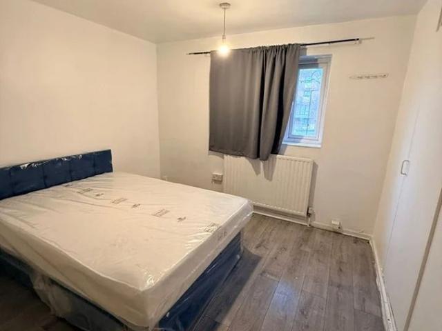 Ada Gardens, London E15, Room to rent, £900 pcm | PrimeLocation