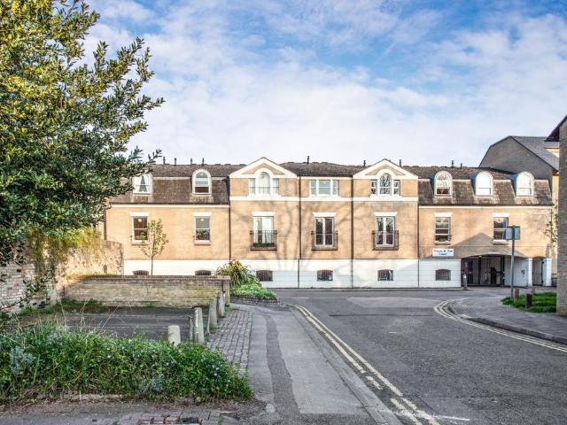 Adam & Eve Street, Cambridge, CB1 1 bed flat to rent £1,395 pcm £322 pw