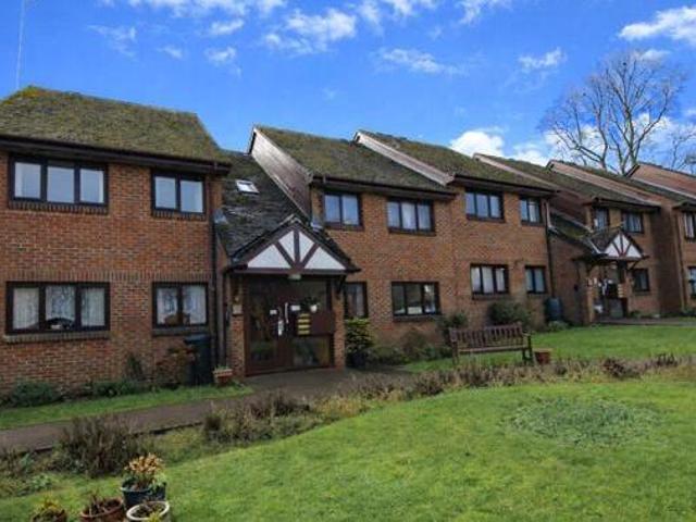 Adams Way, Alton, 2 Bedroom Apartment