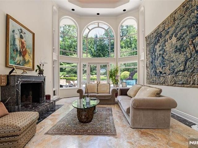Adams Dr, Cresskill, Home For Sale
