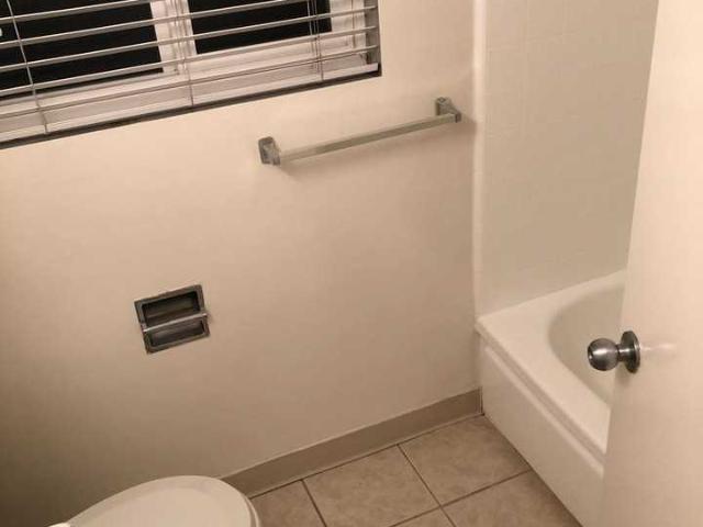 Adams Gardens 1 Bedroom Apartment for Rent at 505 N Adams St, Glendale, CA 91206 Citrus Grove