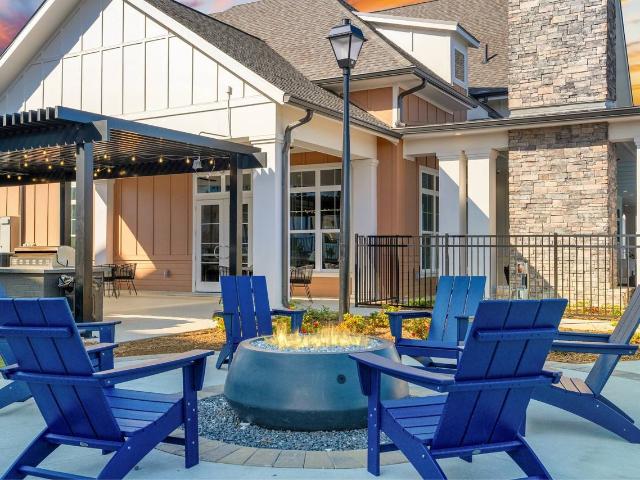 Adams Hill Apartments 1 Bedroom Apartment for Rent at 355 Pelham Rd, Greenville, SC 29615