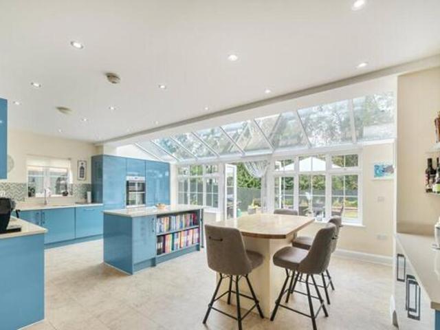 Adams Meadow, Wanborough, 5 Bedroom Detached