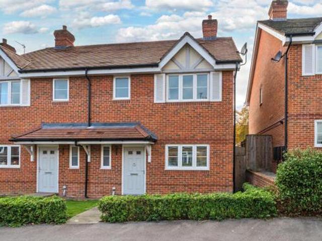 Adams Park Road, Farnham, 3 Bedroom Semi detached