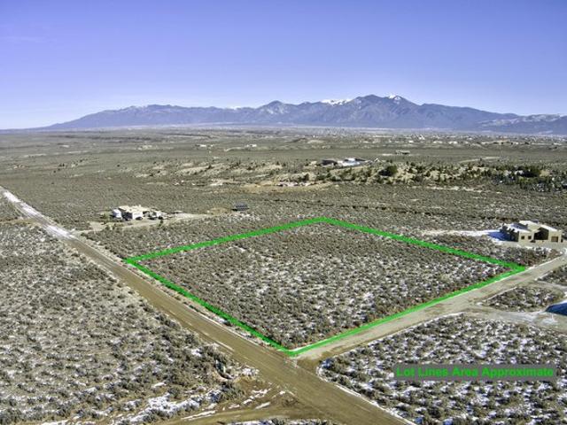 Adams Rd, Ranchos de Taos, NM 87557