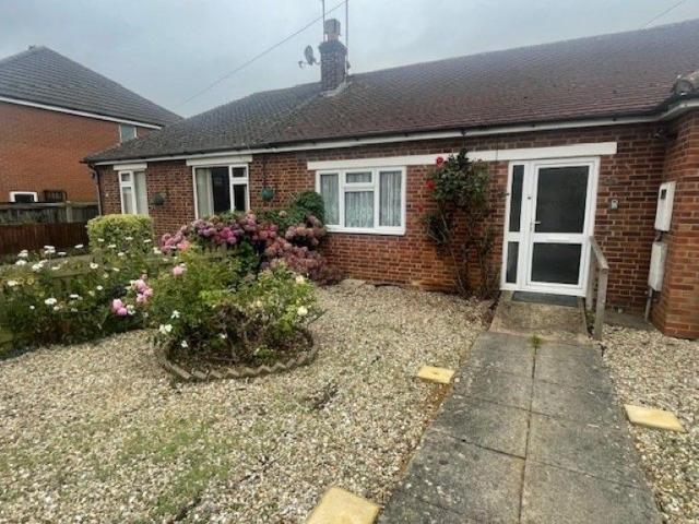 Adams Road, Woodford Halse NN11, 2 bed bungalow to rent, £1,350 pcm | PrimeLocation
