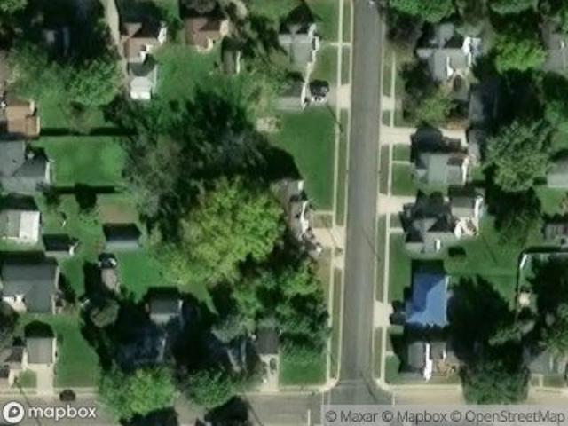 Adams St