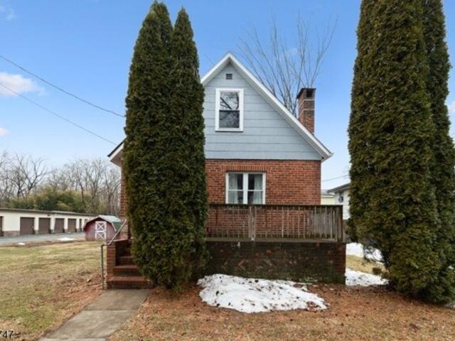 Adams St, Belvidere, Home For Sale