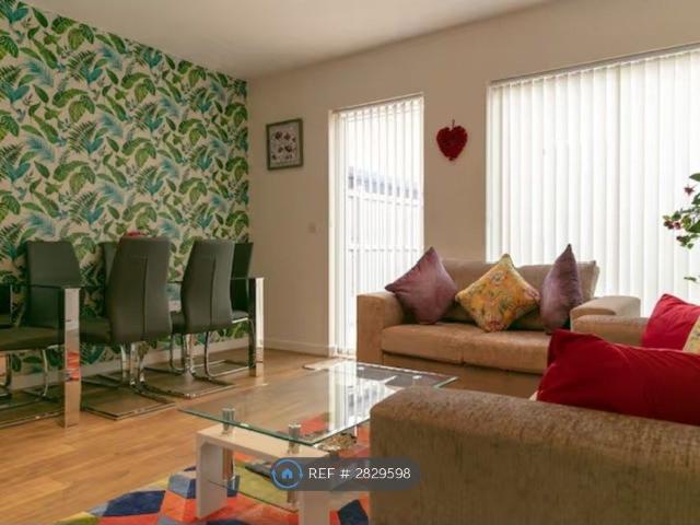 Addenbrookes Road, Cambridge CB2, 2 bed terraced house to rent, £2,650 pcm | PrimeLocation